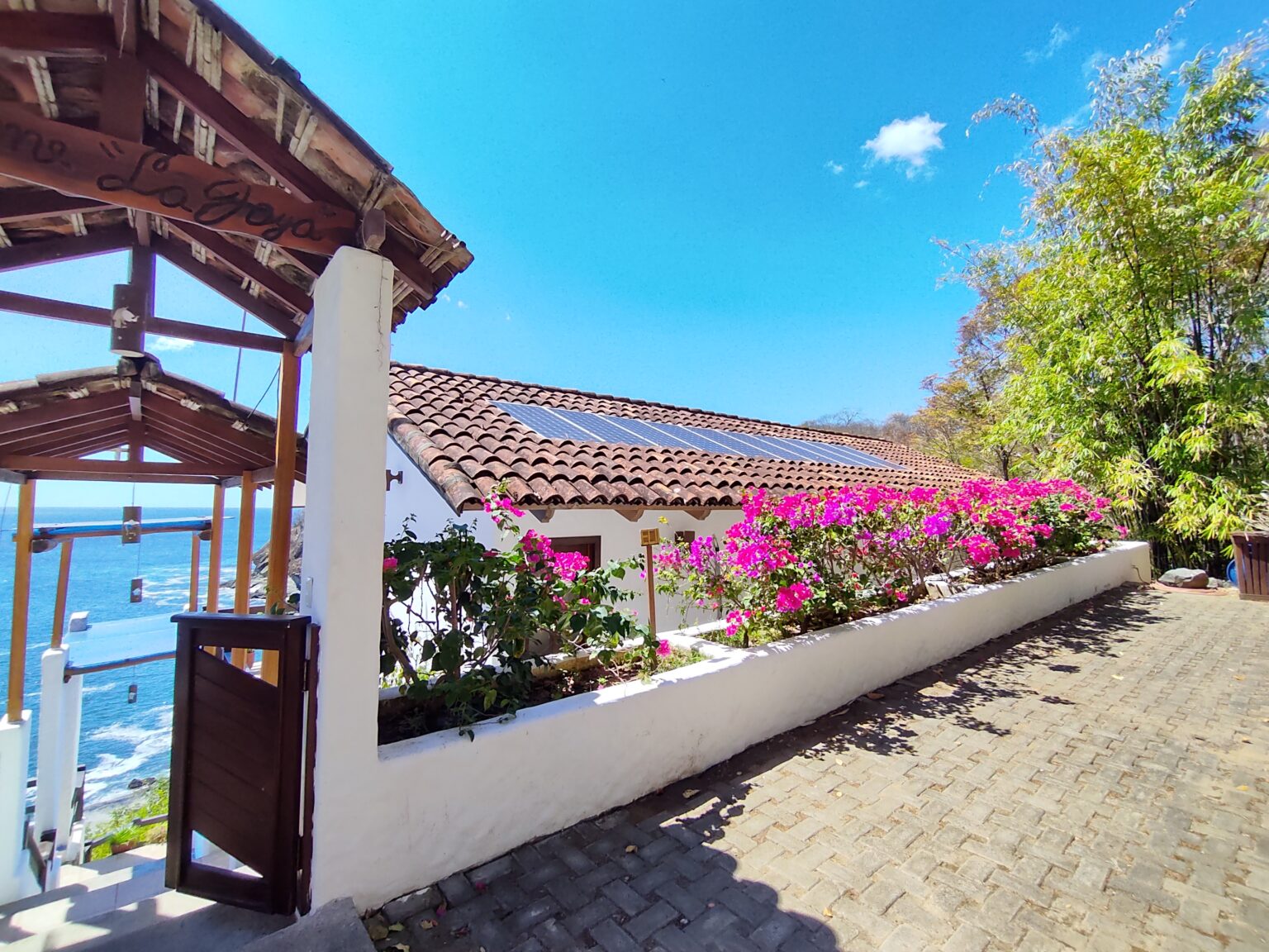 LUXURY BEACH HOUSE on Gigante Beach - Ocean View Property in Rivas